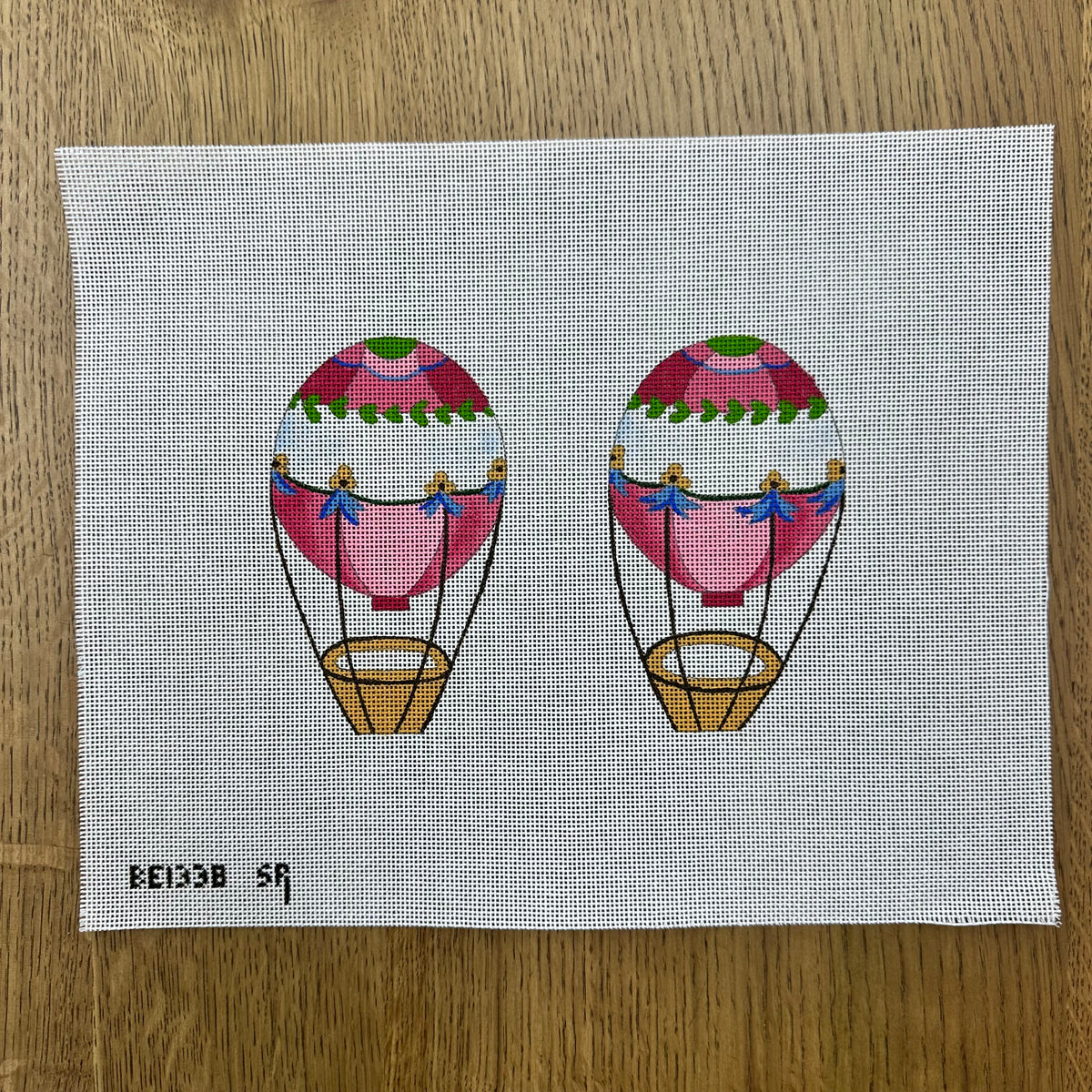 Balloon, Scissor Case – Susan Roberts Needlepoint