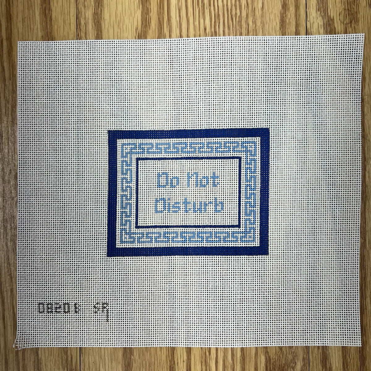 Do Not Disturb, Sign - 18 mesh – Susan Roberts Needlepoint